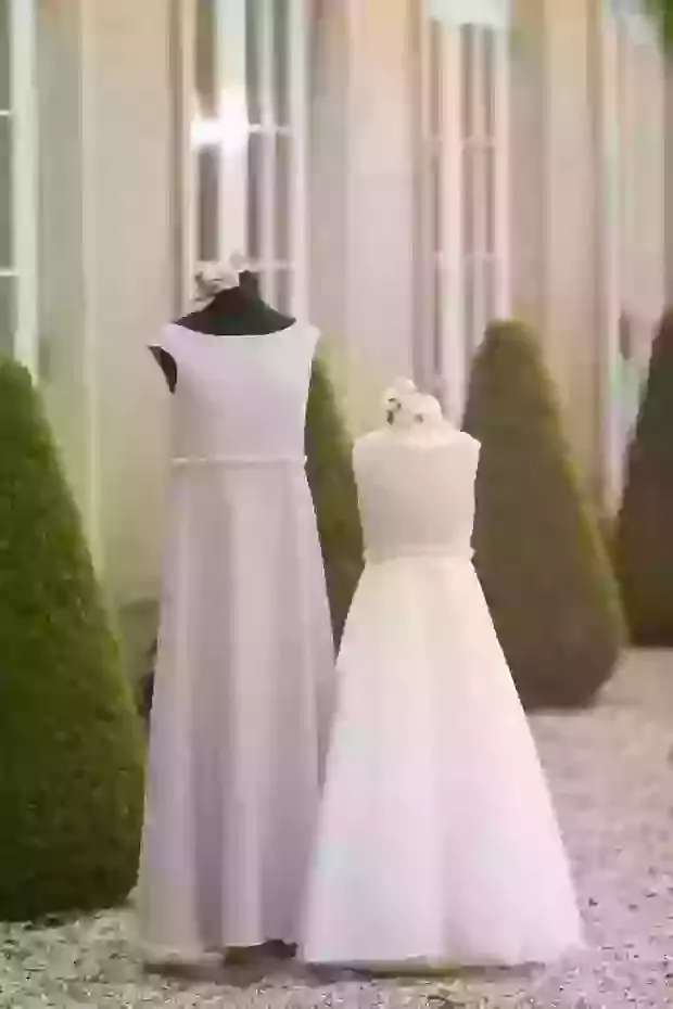True Bride | Junior Styles and Flower Girl Bridesmaids Dresses