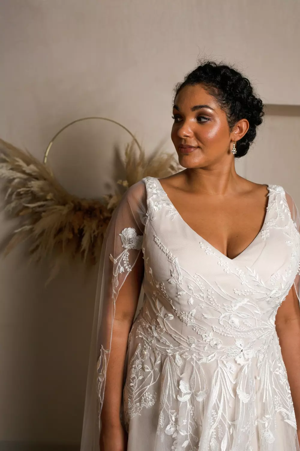 TC-W442 | Flattering Bridal Gown with Detachable Cape | True Curves