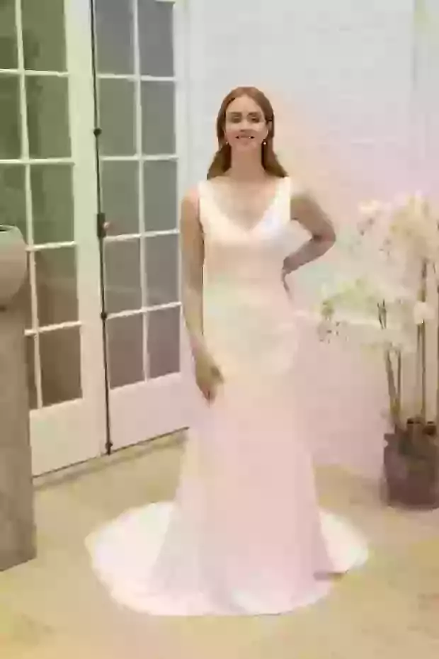 True Bride | Contemporary Wedding Dresses & Vintage Inspired Bridal Gowns