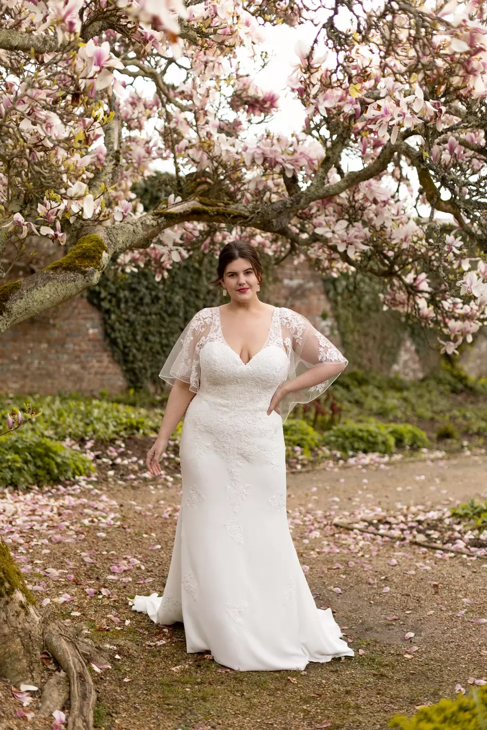 Blanche TC-W463 | Modern Crepe and Lace Bridal Gown | True Curves