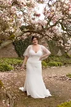 Blanche TC-W463 | Modern Crepe and Lace Bridal Gown | True Curves
