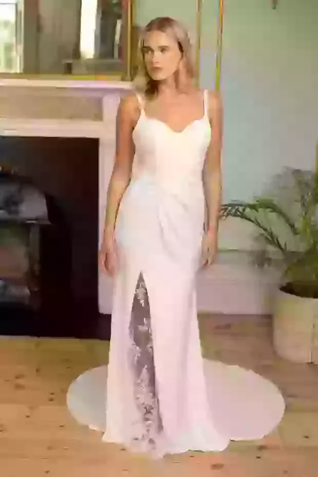 True Bride | Contemporary Wedding Dresses & Vintage Inspired Bridal Gowns