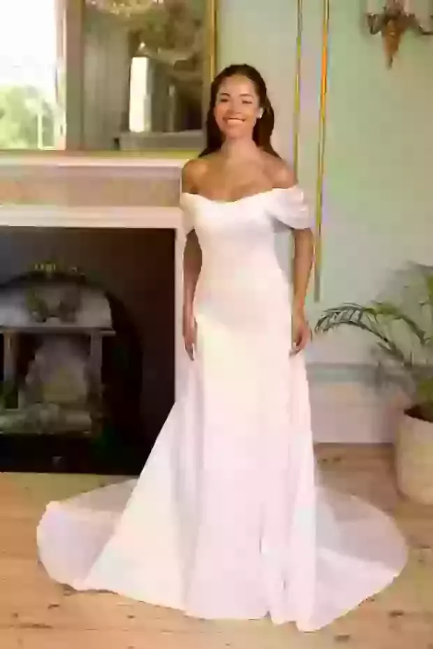 True Bride | Contemporary Wedding Dresses & Vintage Inspired Bridal Gowns