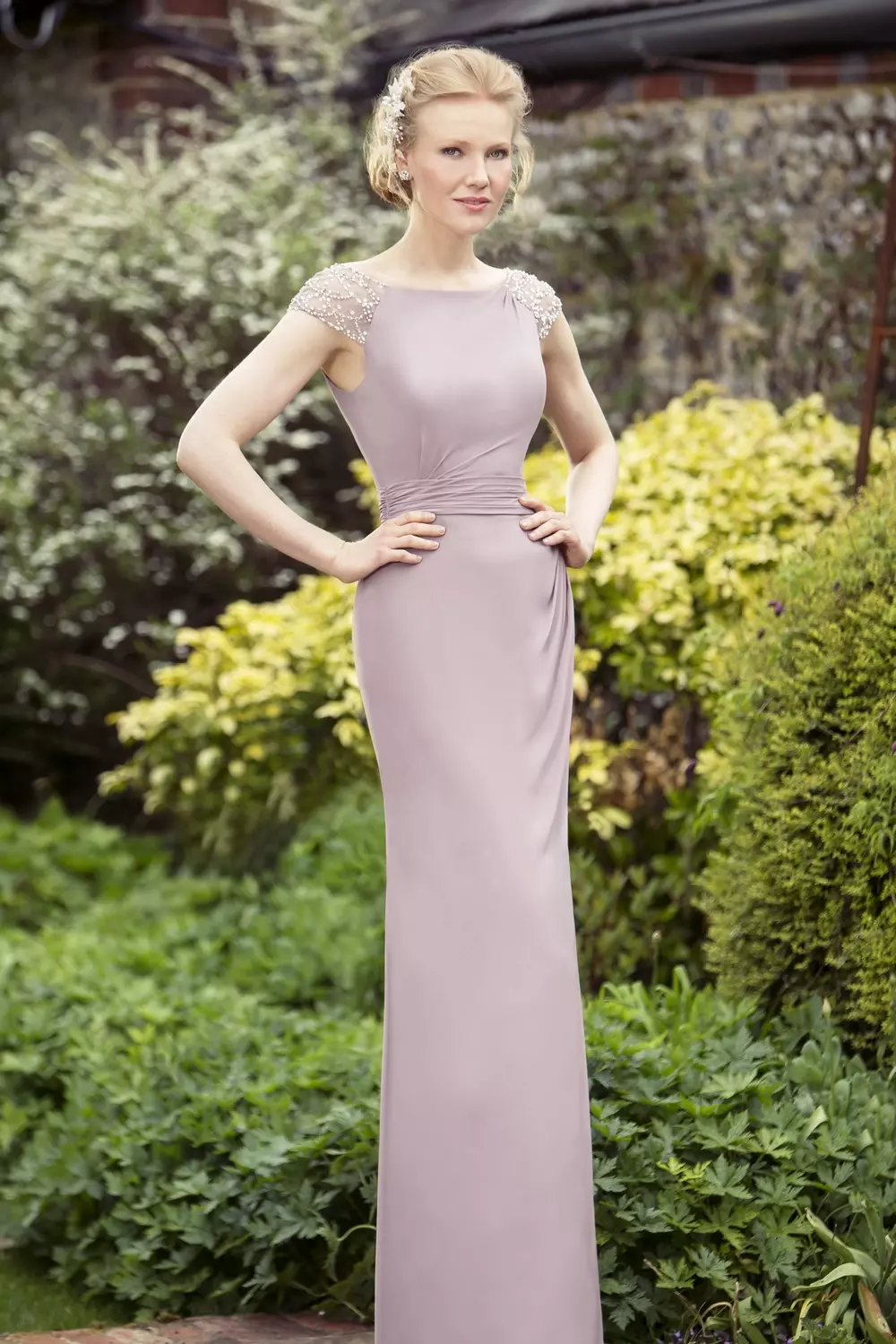 M686 | Slim, Elegant Bridesmaids Dress With Sleeves | True Bridesmaids